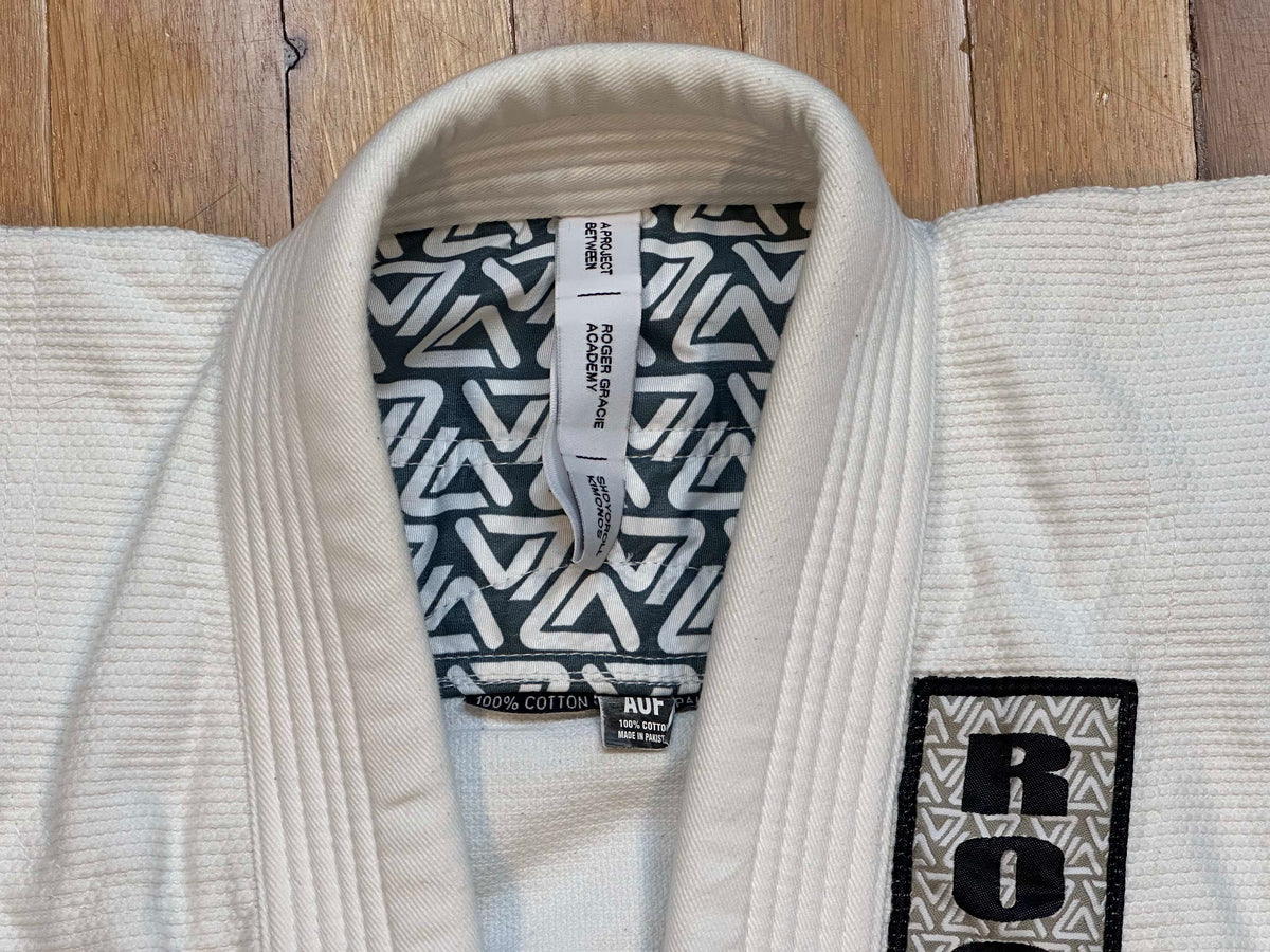 Shoyoroll Roger Gracie Academy x Shoyoroll • White • A0F • BARELY USED ...